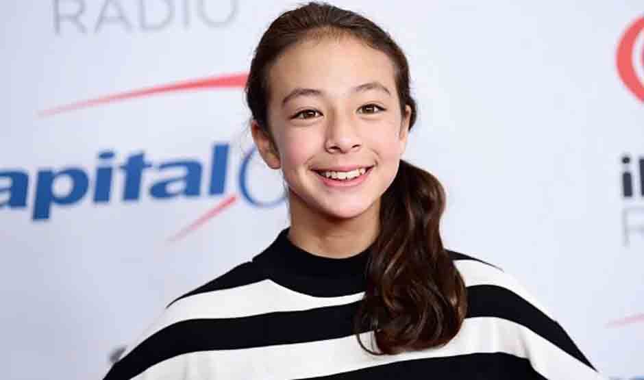 The Rising Star: Aubrey Frances Anderson-Emmons and Her Family ...