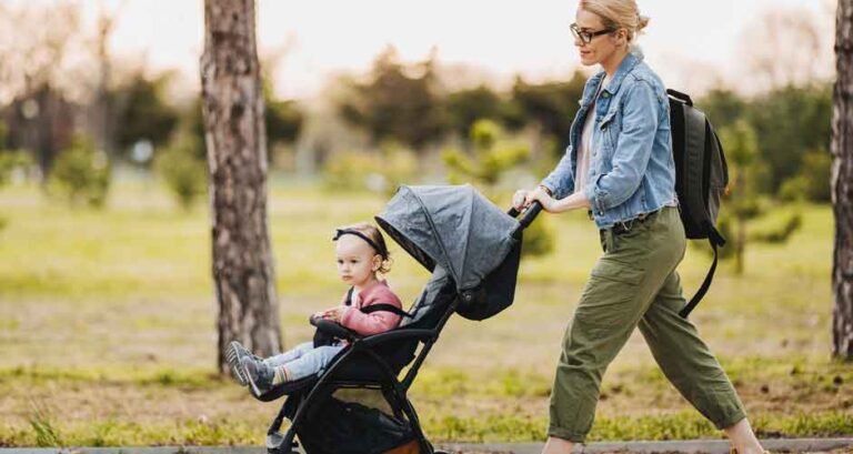 Choosing the Right Background Check Company for Nanny Hiring - BlueSmartMia